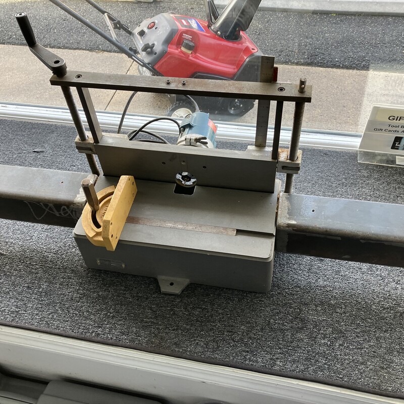 Horizontal Router | Tool Belt Consignments Online Store